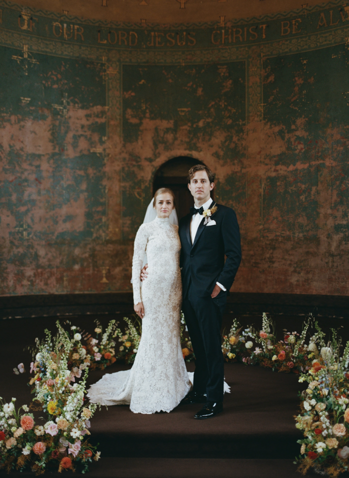 REAL WEDDING: S + L, The Monastery, Mt. Adams, Cincinnati – Eve Floral Co.